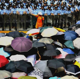 Umbrella Revolution: 20 Colorful Photos of Hong Kong Protest