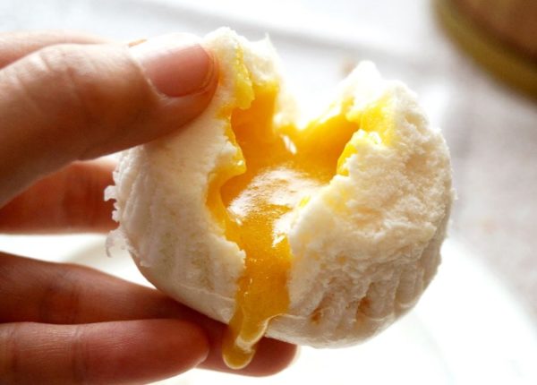 Best Dim Sum: The Liu Sha Bao (Molten Lava Egg Custard Bun / 流沙包)